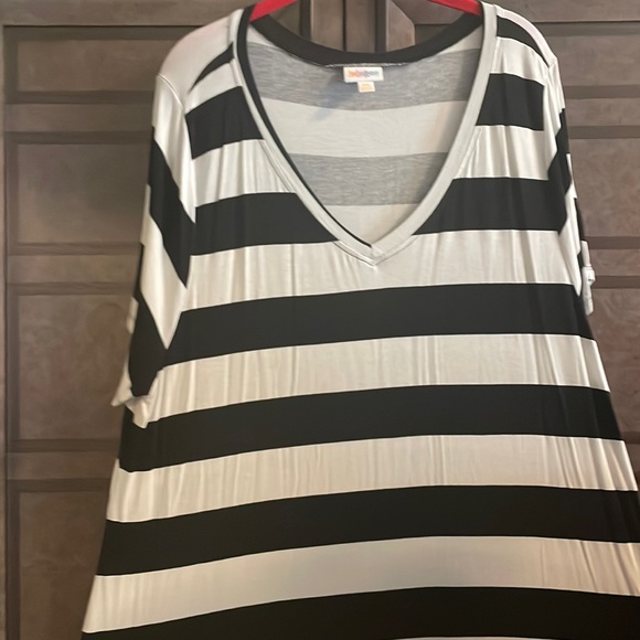 LuLaRoe | Tops | Iris | Poshmark